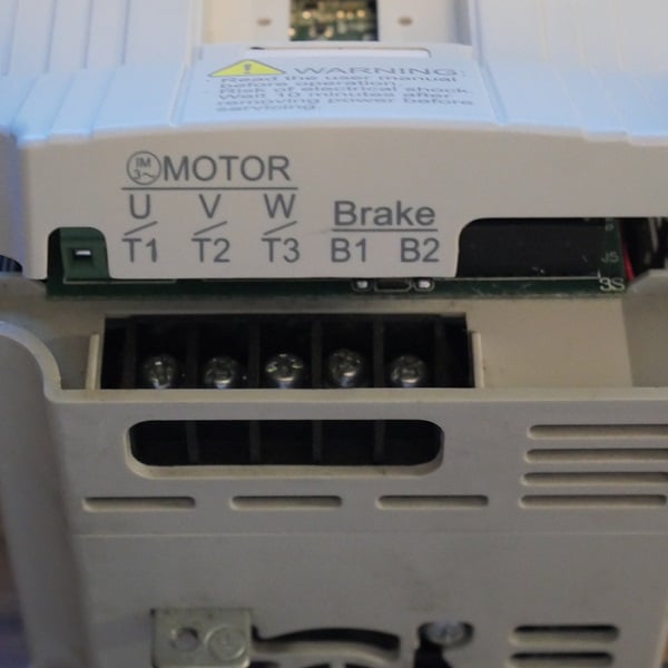 Add a Dynamic Braking Resistor to a PowerFlex VFD - Technical Articles