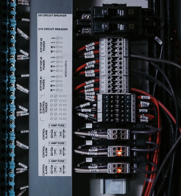 Analog and Digital Signal Filtering in PLC Systems - Technical Articles