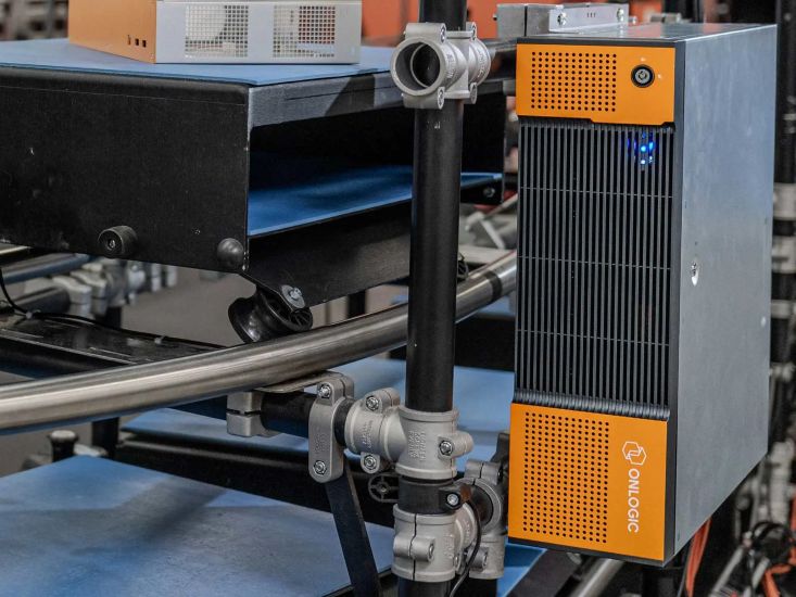 OnLogic Launches the Axial AX300 Server for Powerful Edge Computing - News