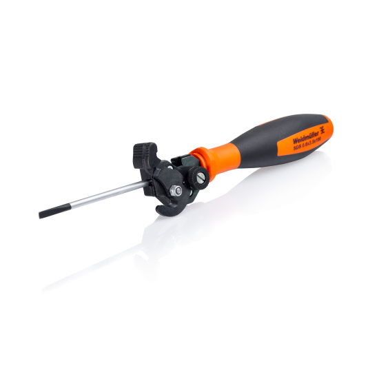 Meet the Swifty CS: A Screwdriver, Cable Cutter, and Stripper - News